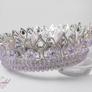 FAST SHIPPING!! Silver Round Crown With Lilac Stones and Scepter ...