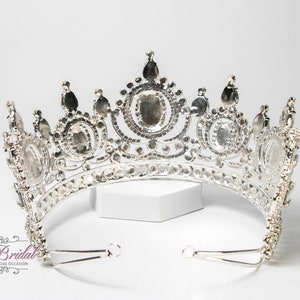 FAST SHIPPING! Silver Graceful Tiara With Clear Crystals, Wedding ...