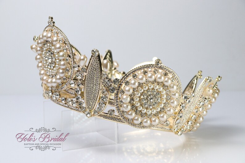 FAST SHIPPING Gold Pearls Round Crown Circular Crown Full - Etsy
