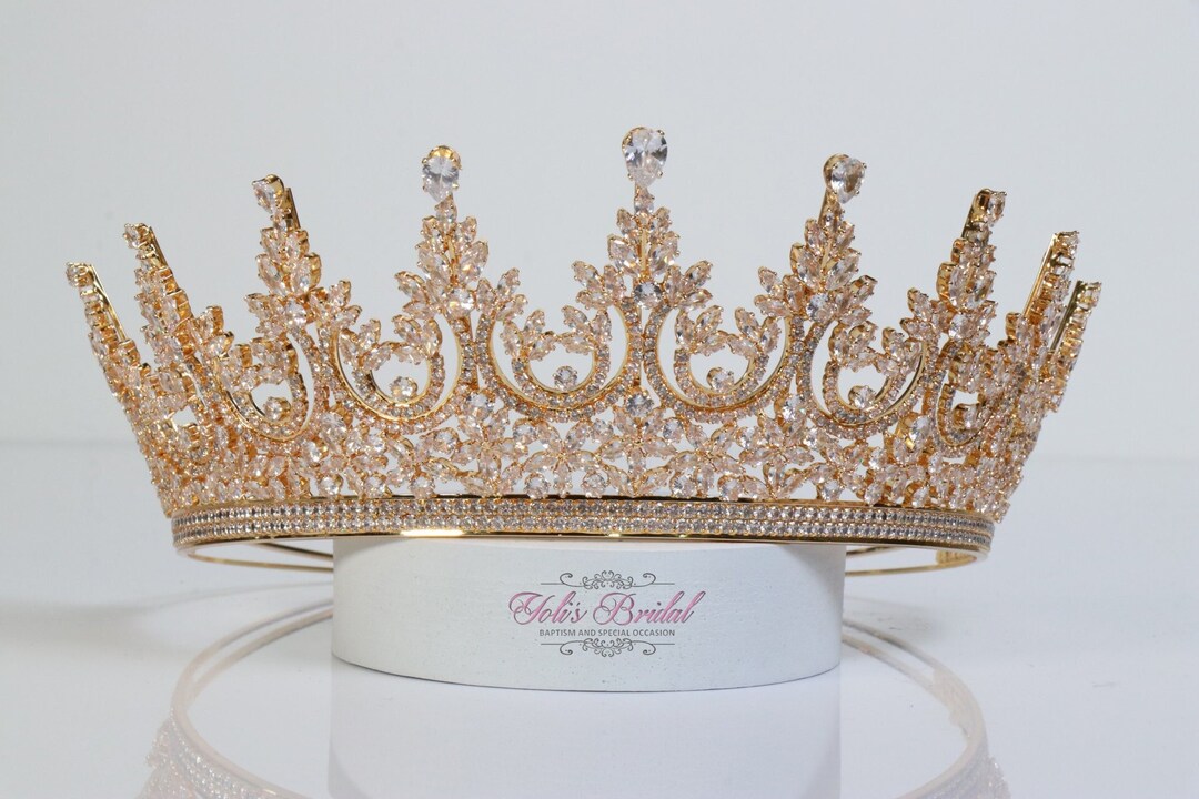 FAST SHIPPING!!! Round Zirconia Gold Tiara, Quinceañera Tiara, Crystal ...