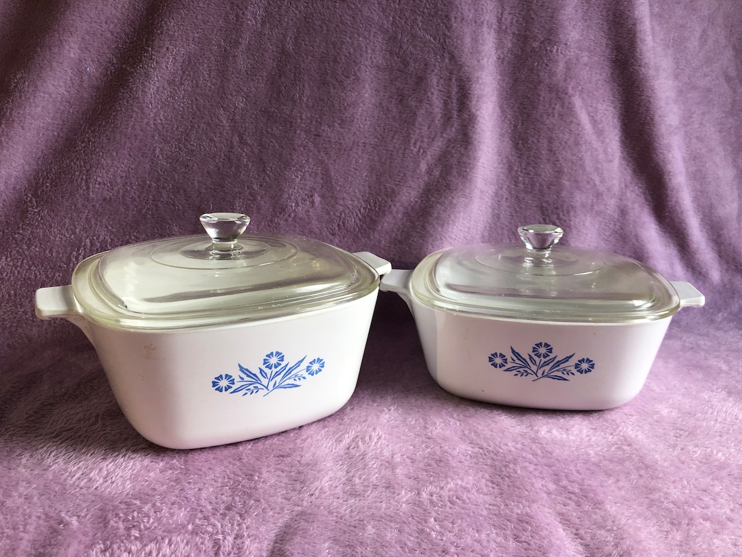 Vintage Corning Ware Set of Two Casserole Dishes With Lids - Etsy