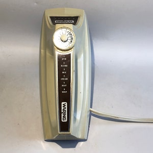 Vintage Waring Hand Mixer Retro Kitchen Kitsch Funky Multi-speed ...