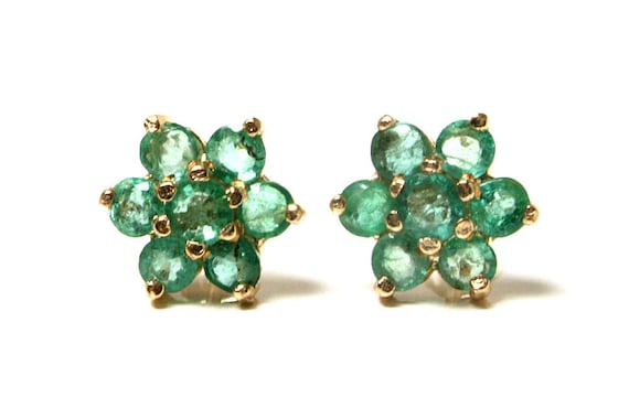 Gold emerald studs store