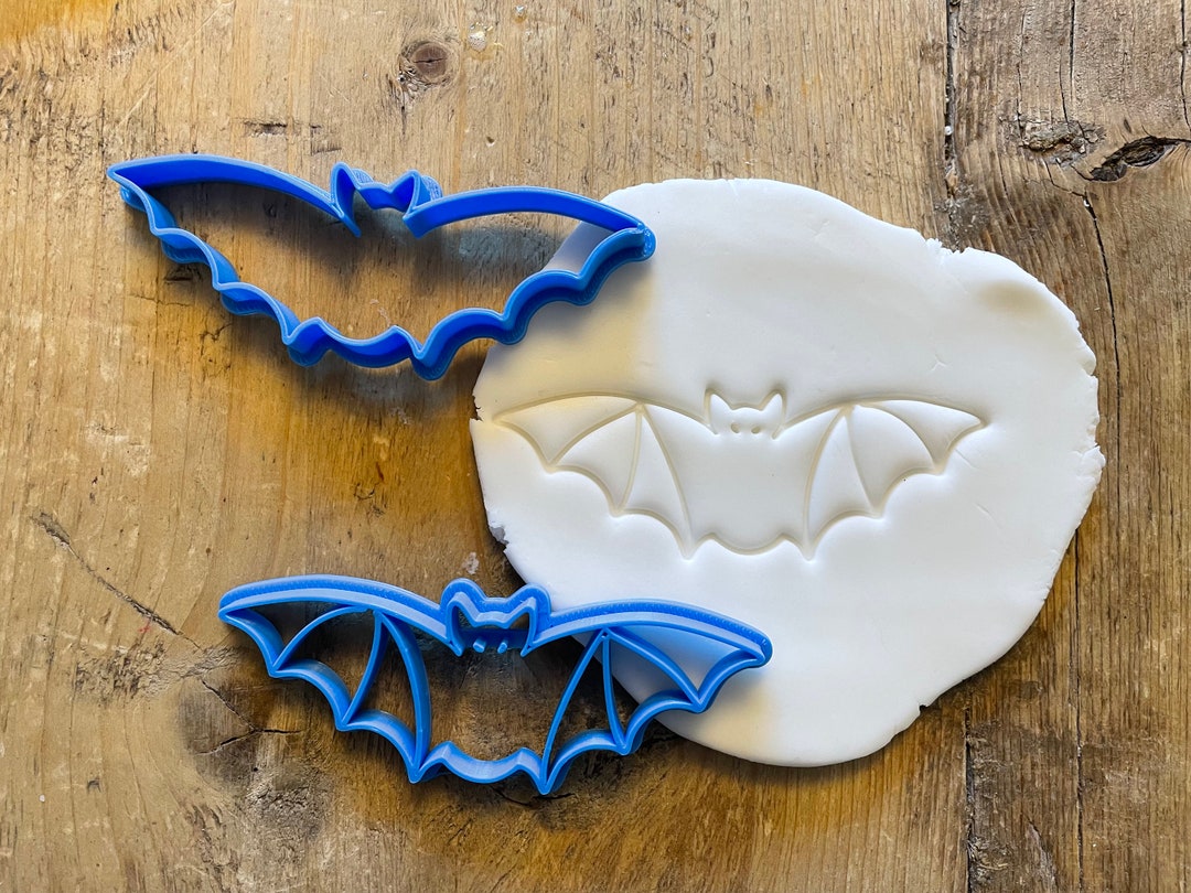 Bat Cookie/ Biscuit Cutter, Animal Cookies, Vampire, Halloween, Baking ...