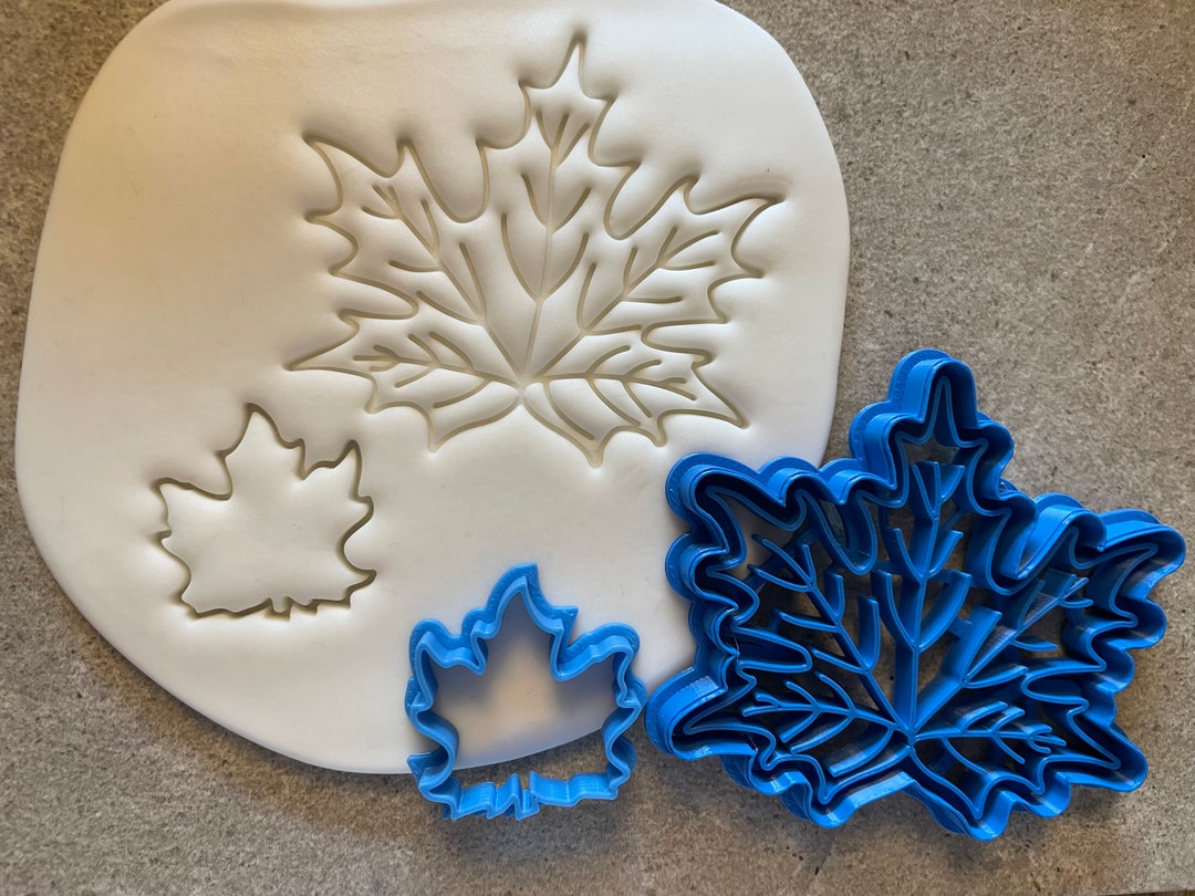 Maple Leaf Cookie Cutter, Biscuit Decorating Ideas, Autumn, Fall ...