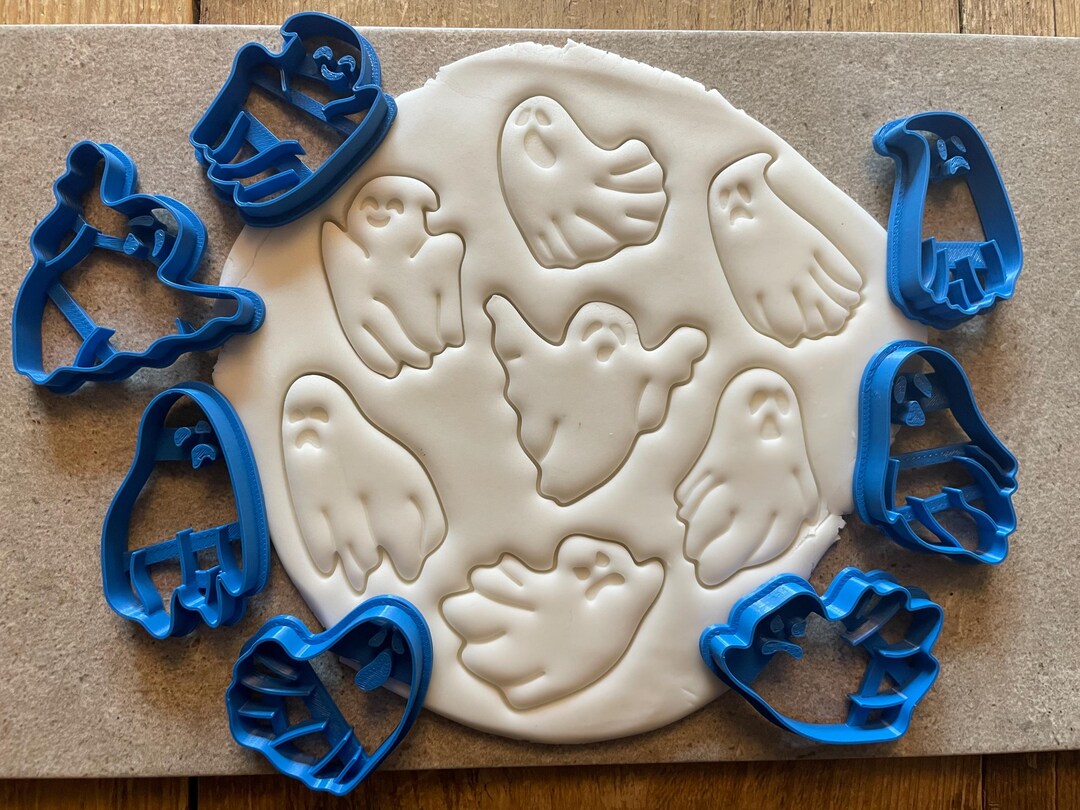 Set of Ghosts Cookie/ Biscuit Cutters, Halloween, Spooky, Trick or ...