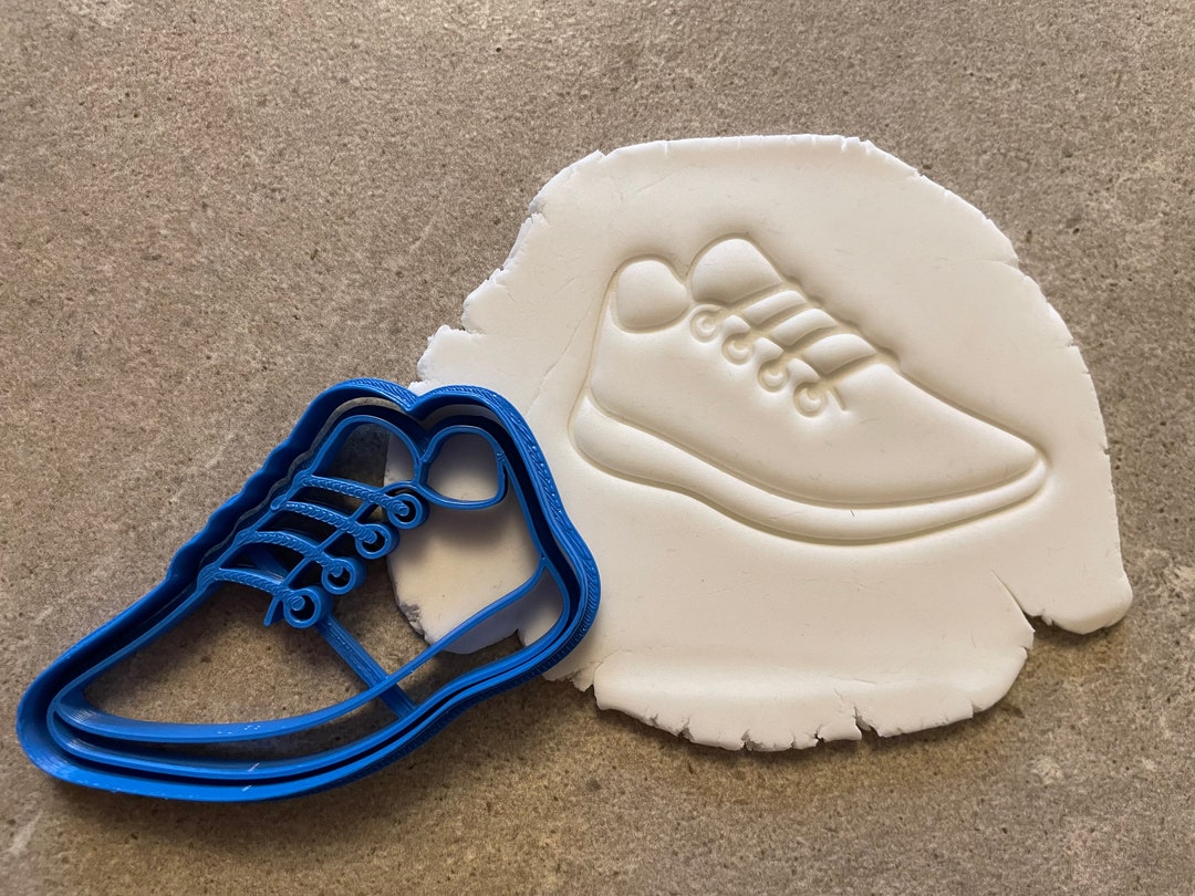 Trainer Cookie Biscuit Cutter, Shoe Scupcake Decoration Baking Fondant ...