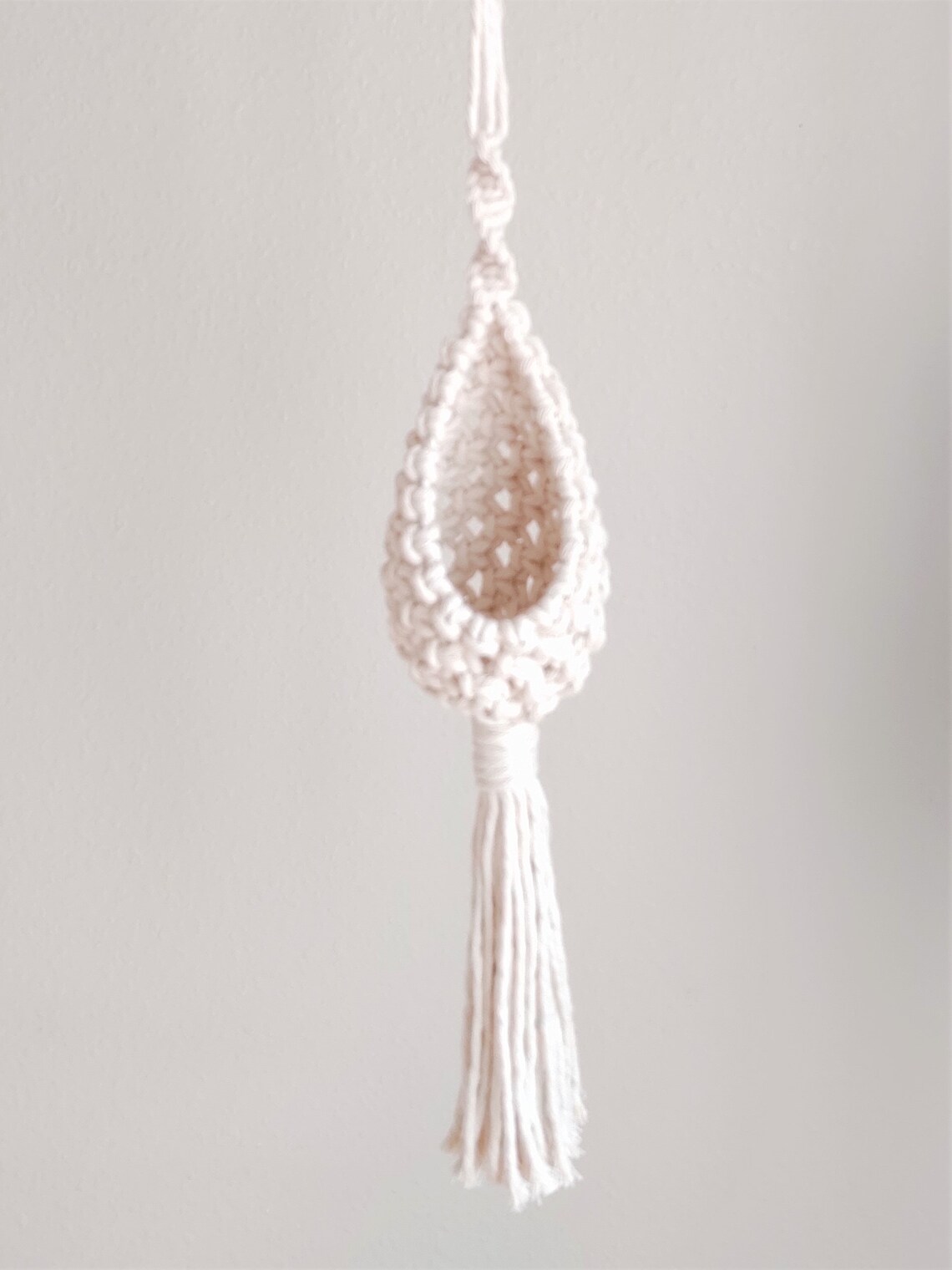 Macrame Air Plant Hanger Macrame Plant Hanger Macrame Pod - Etsy Canada