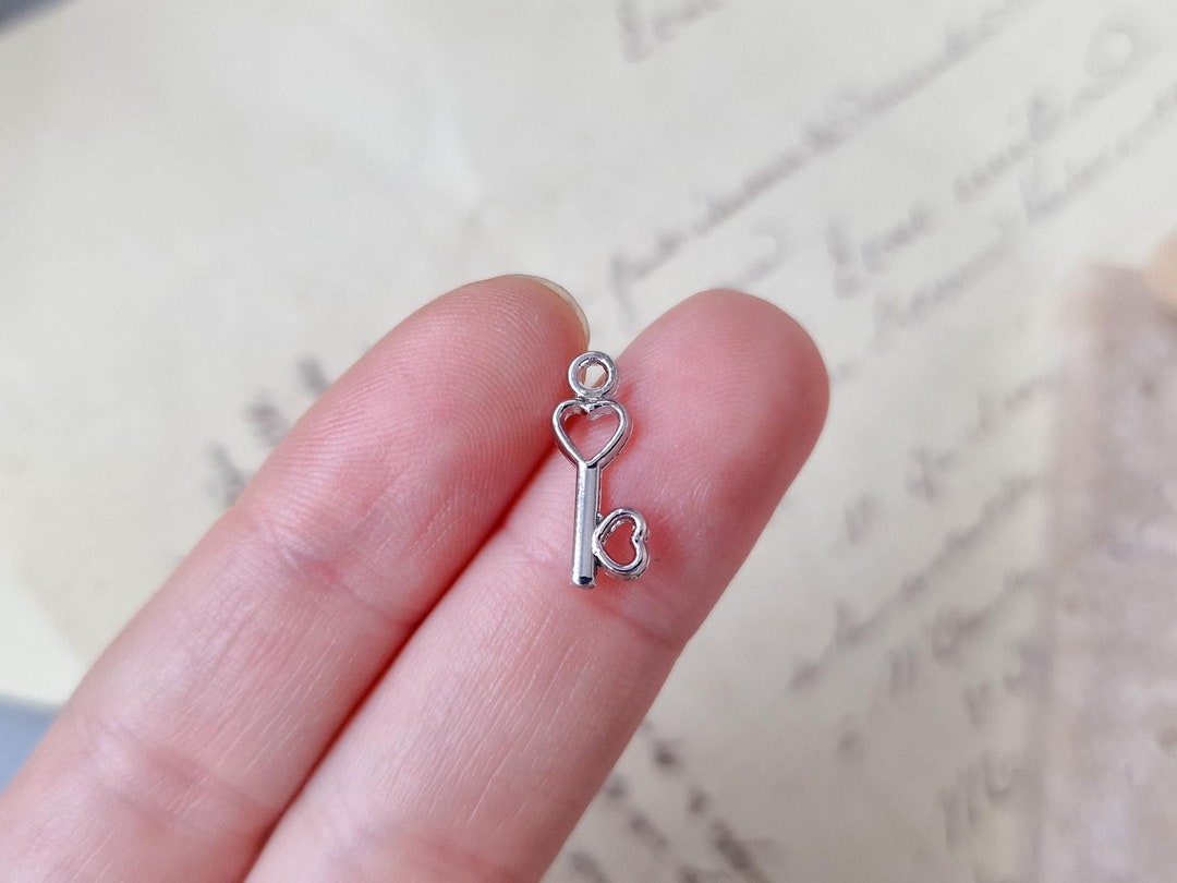 5/10 Pcs Tiny Heart Lock Keys Small Silver Tone Charms Necklace ...