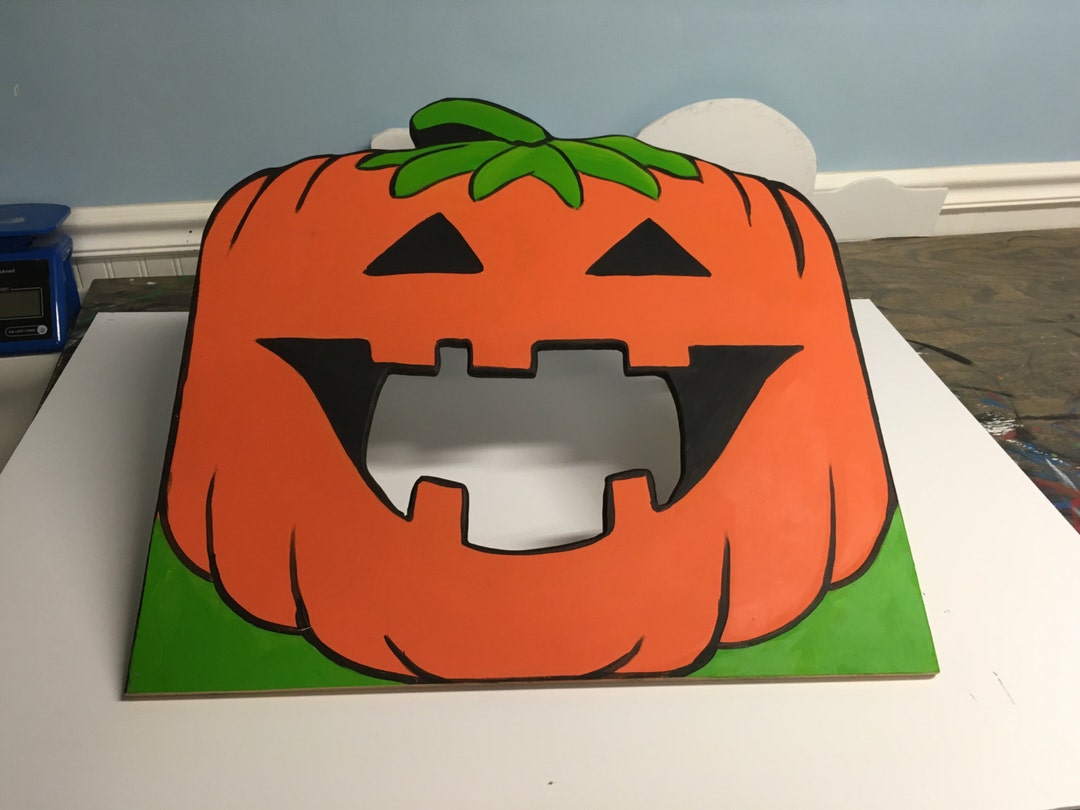 Pumpkin Toss Game . Halloween Party Game - Etsy