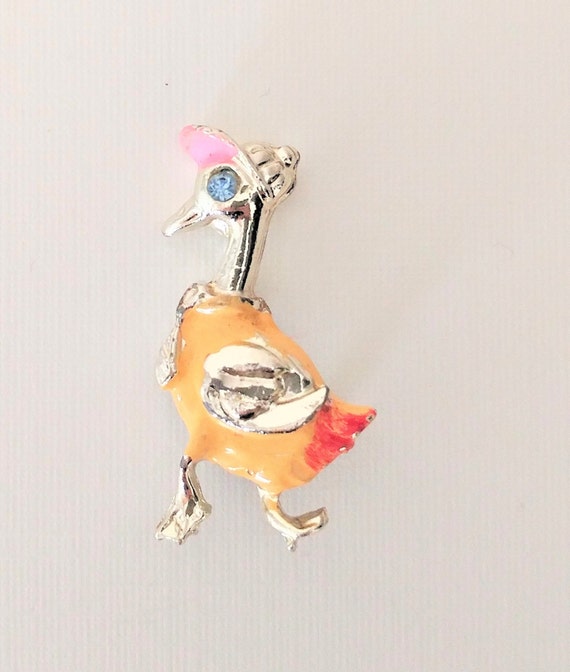 Vintage DUCK PIN BROOCH / Gold Toned / Clear Rhine… - Gem