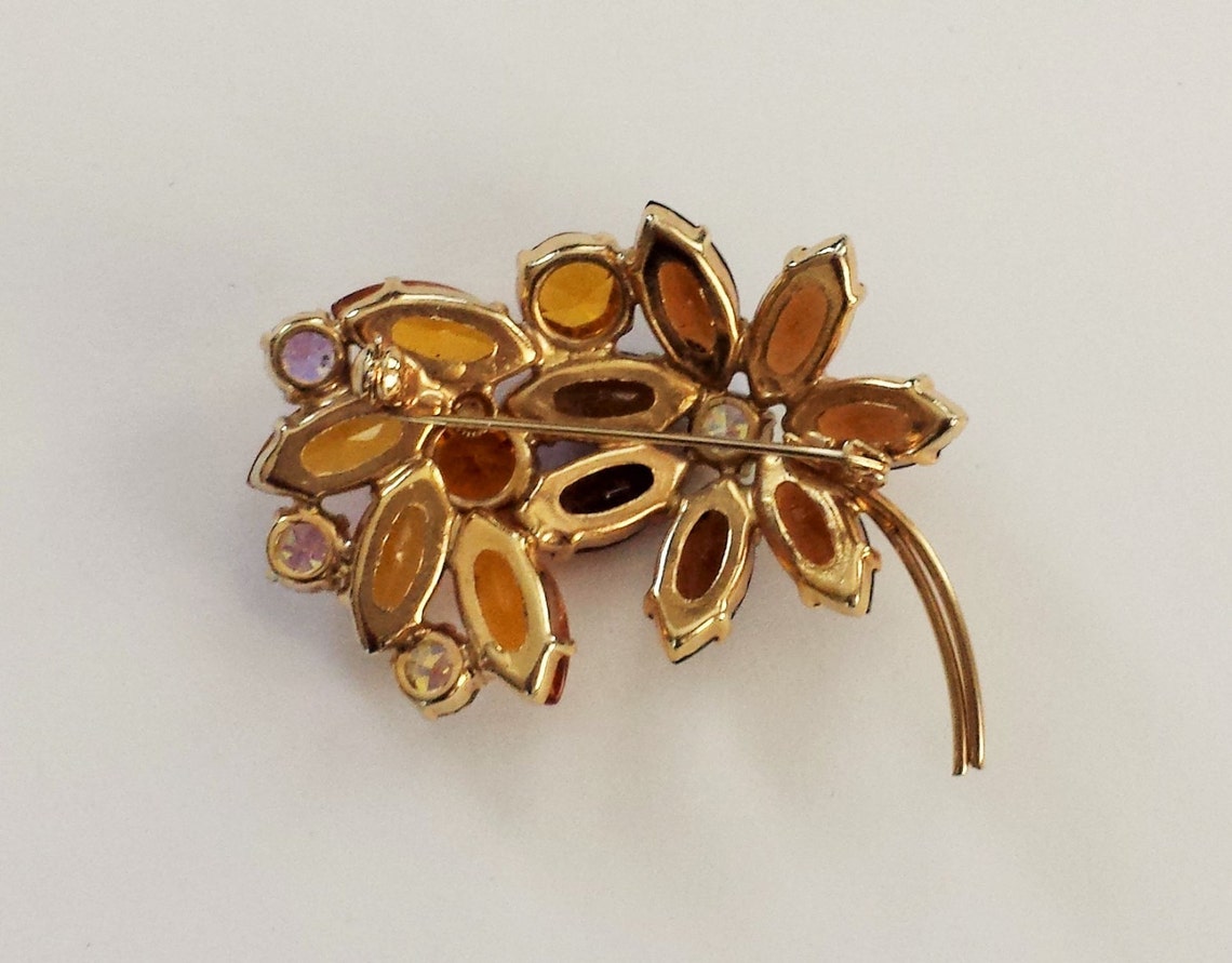 Vintage Topaz and Brown FLORAL RHINESTONE PIN / Juliana Style - Open ...