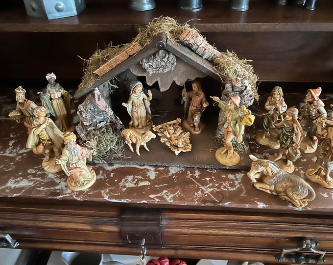 Vintage Nativity Scene by Fontanini Italy, Set of 15 Figures and the ...