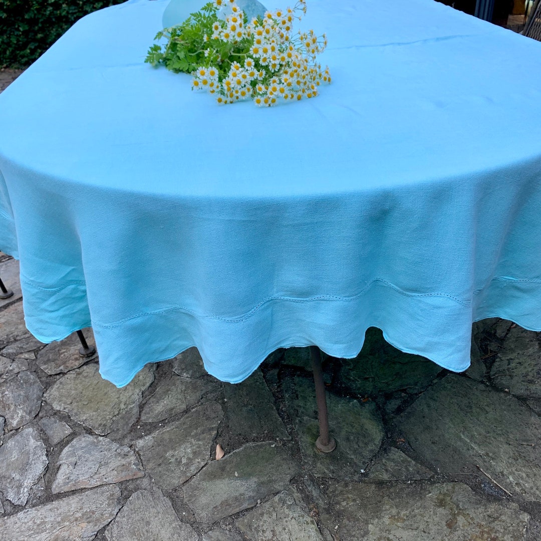 Vintage Oval Aqua Linen Tablecloth: Scalloped Edge, Dining Al Fresco ...