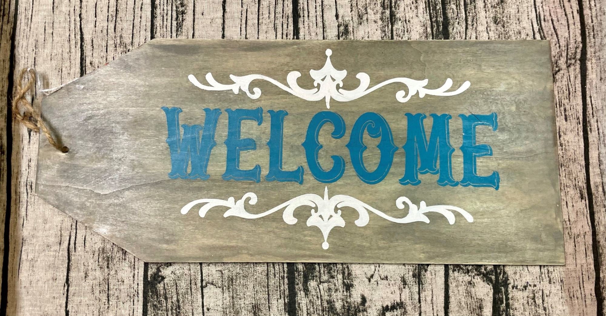 Welcome Gray and Teal Wooden Door Tag - Etsy.de