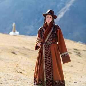 Wool Robe Winter Coat Tibetan Long Robe Lhasa Clothing Women Tibetan ...