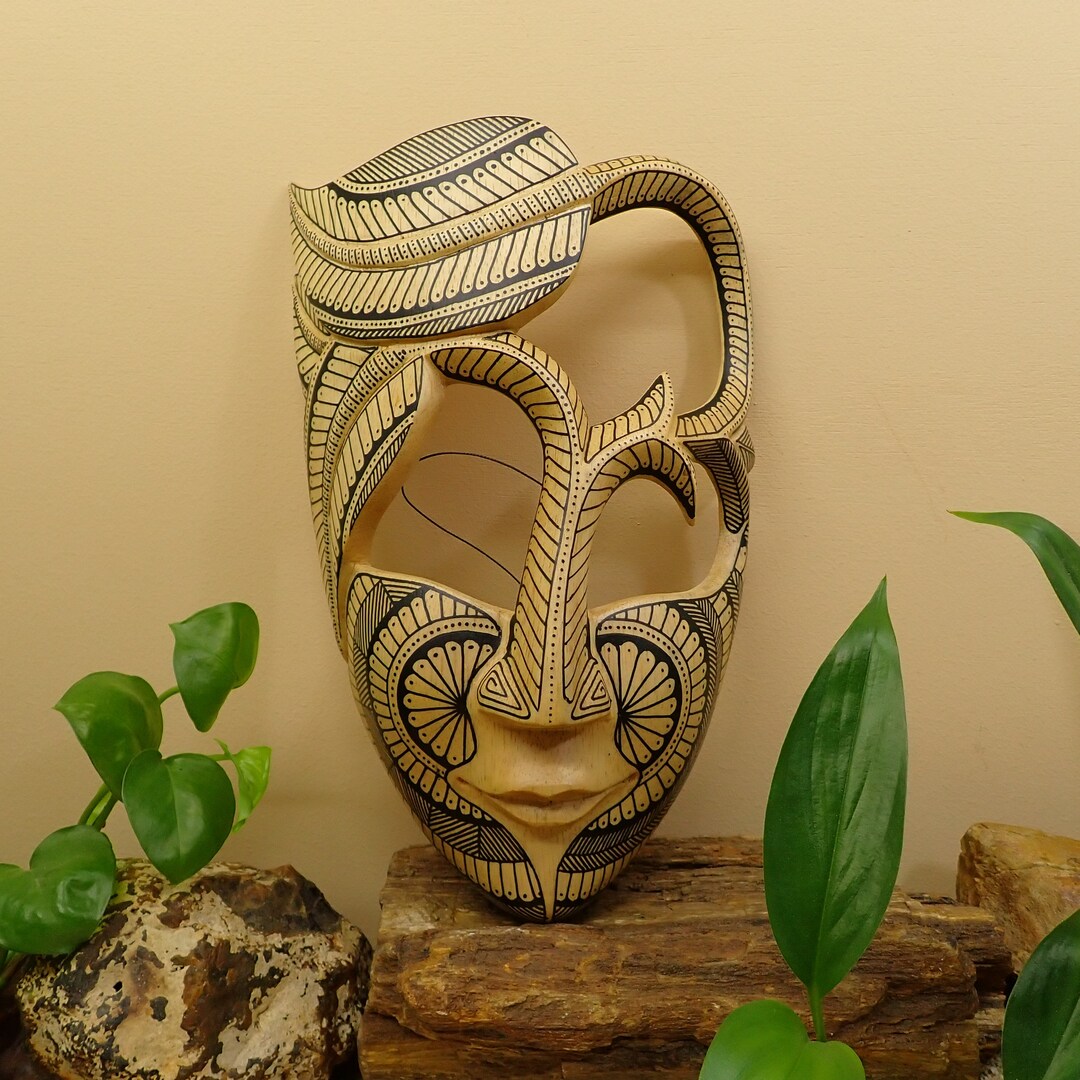 Wooden tree Man Hand Carved Mask With Sophisticated Black and White ...