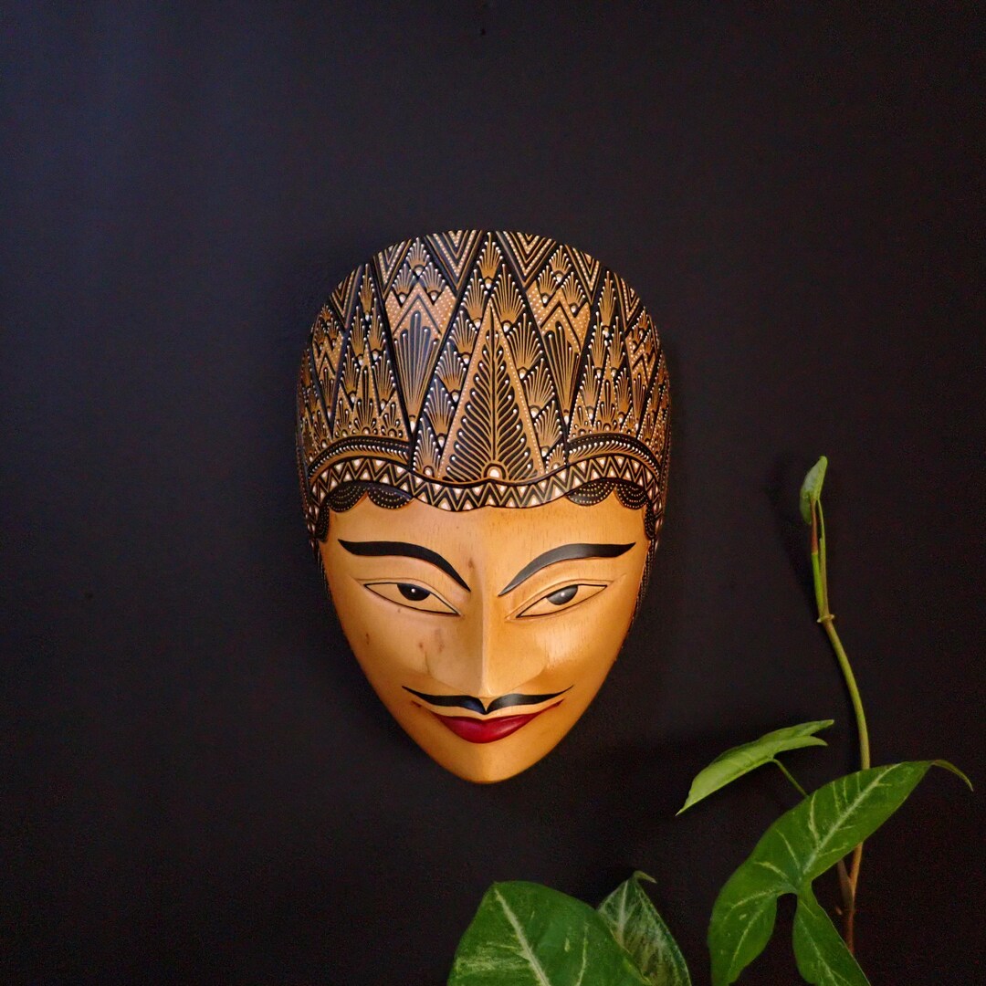 Batik Hand-painted Wooden Panji Mask: Classic Colors, Ethnic Wall Decor ...
