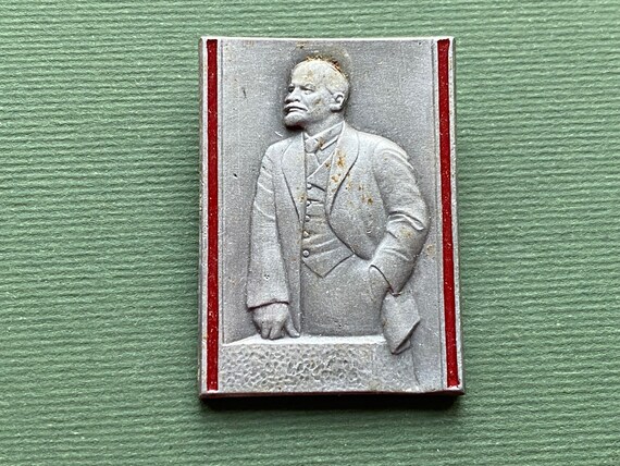 Lenin. USSR Pin. Vintage collectible badge, Pin, Sovi… - Gem