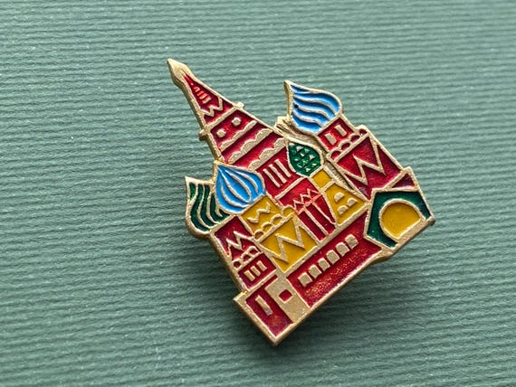 St. Basil's Cathedral, Moscow Pin. Vintage collectib… - Gem