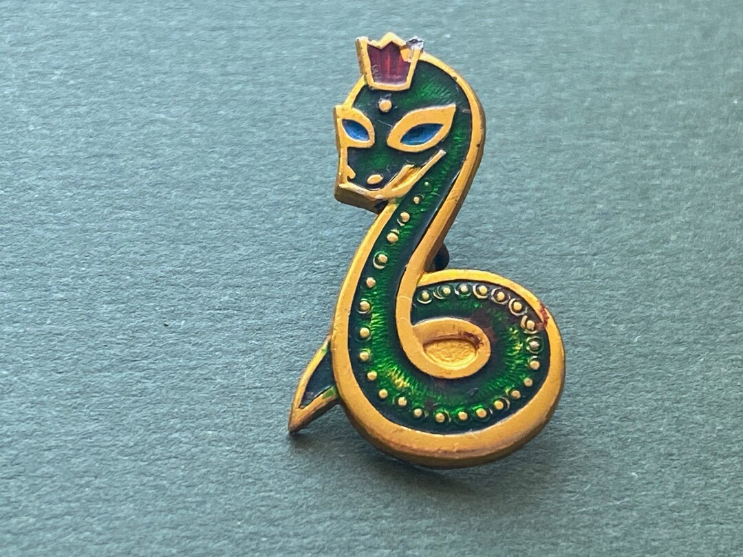 RARE Snake Pin . Vintage Collectible Badge, USSR A7 - Etsy