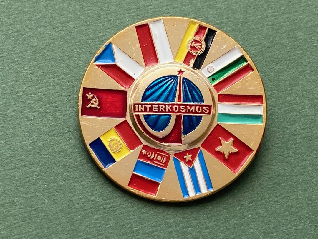 RARE Intercosmos Pin. Space, Cosmos. Soviet Vintage Badge. Made in USSR. Soviet PIN A8 - Etsy