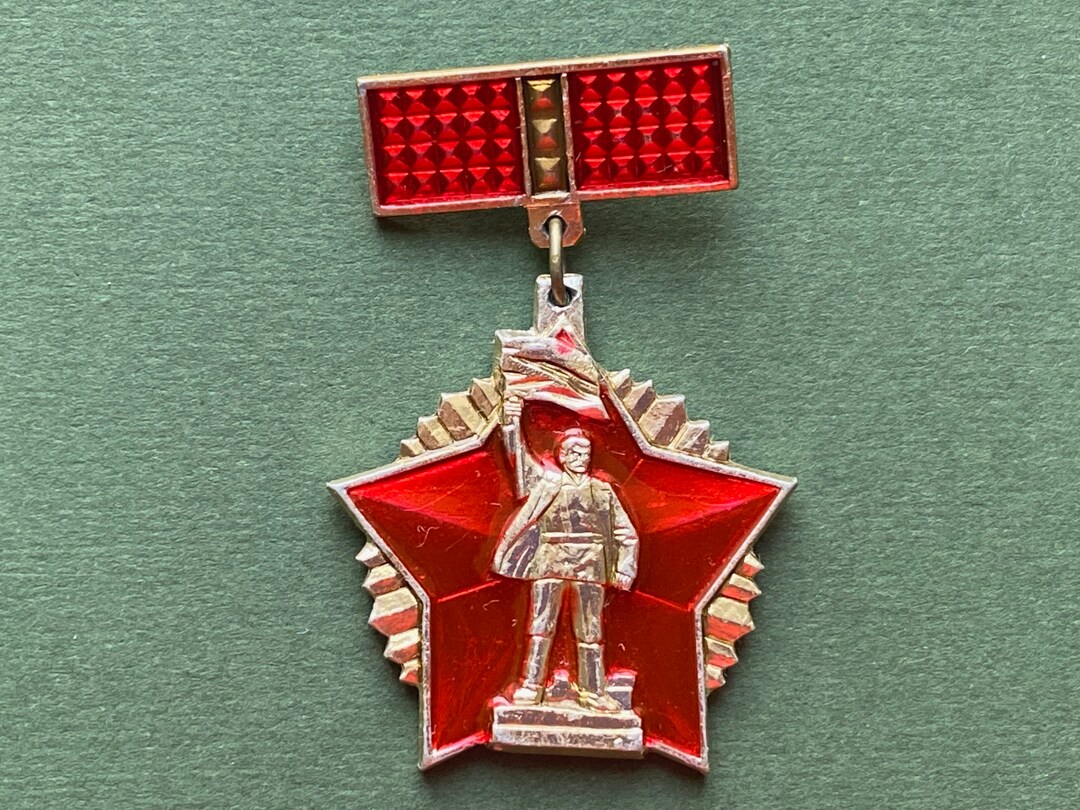 RARE Lenin Pin. Vintage Collectible Badge, Pin, Soviet Union, Made in ...