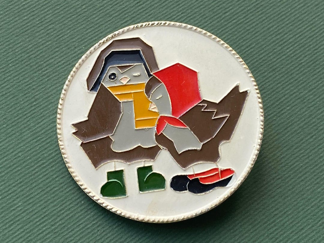 RARE Sparrows. Birds Pin. Vintage Collectible Badge, Made in USSR ...