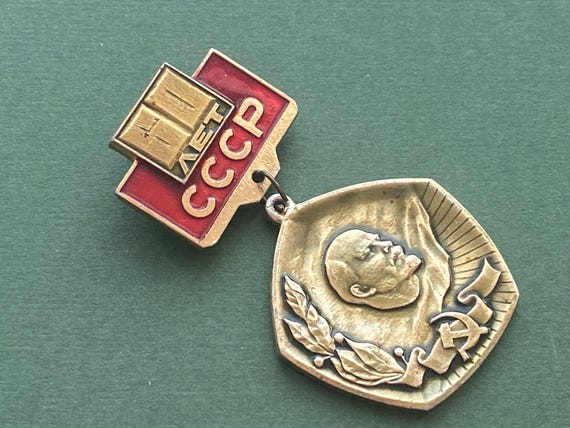 USSR - 60 years. Lenin Pin. Vintage collectible pin b… - Gem