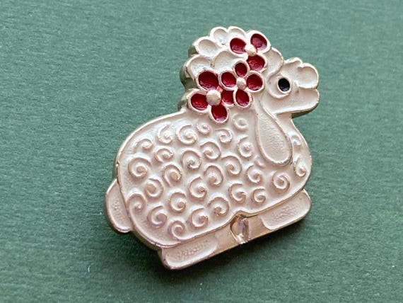 RARE Lamb Pin. Vintage collectible badge, USSR А8 - Gem