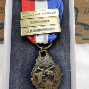 Vintage 1957 Blackinton Class-b Winner Shooting Medal in Original Box ...