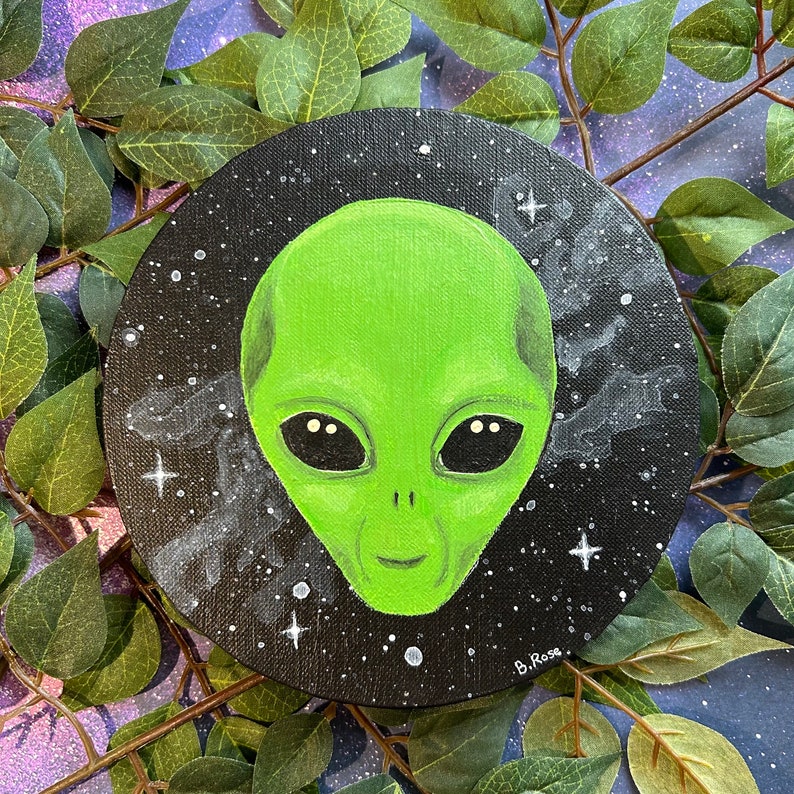 Alien Painting // Outer Space Art, Round Paintings, Alien Head - Etsy