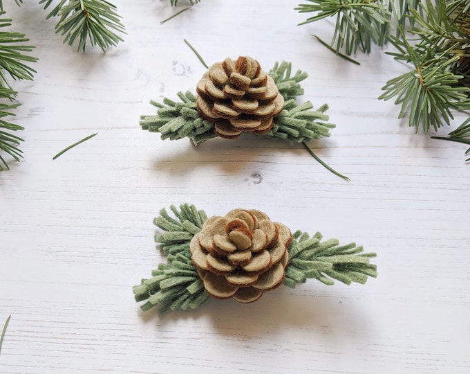 Pine Cone Hair Clip, Christmas Girl Gift, Novelty Hair Clip, Festive ...