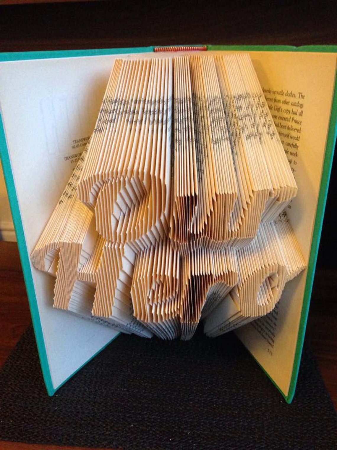 Book folding pattern for Our Hero free tutorial | Etsy