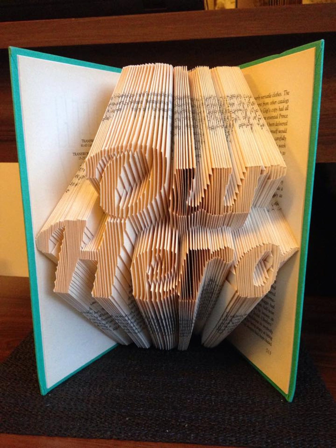 Book folding pattern for Our Hero free tutorial | Etsy