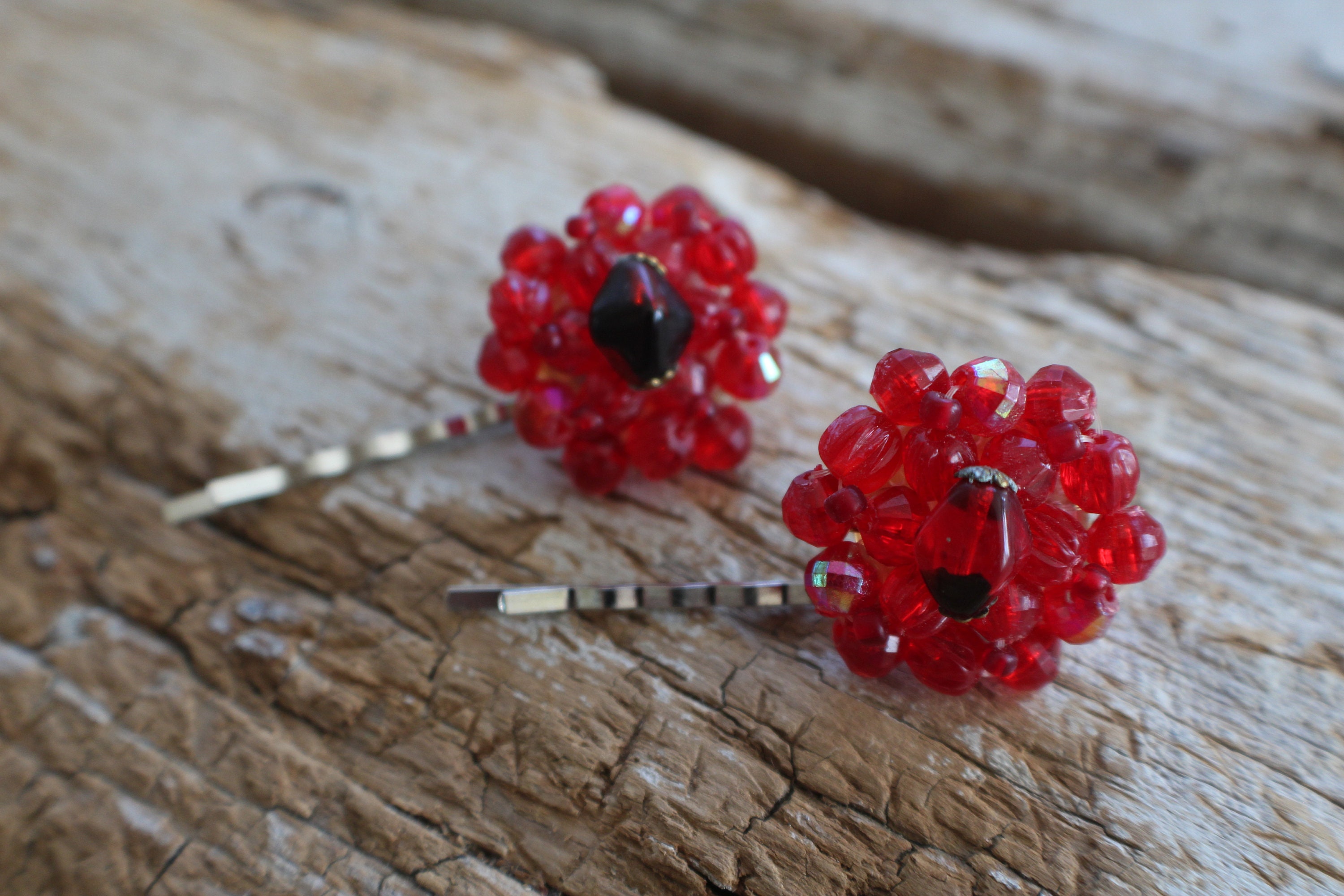 Red hair pins - aroundsalo