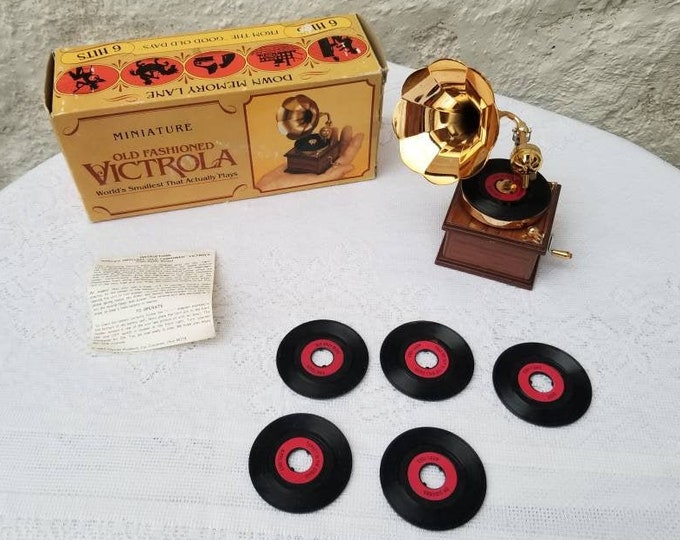 Miniature Old Fashioned Victrola & Records, Plays Music, 6 Hits the ...