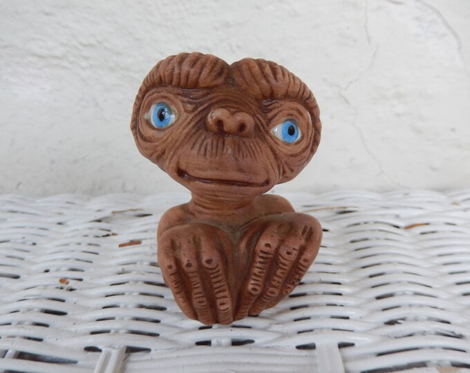 ET Figure, E.T. the Extra-terrestrial Ceramic Figurine, 1982 Universal ...