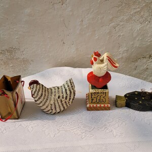 Rooster Chicken Totem Pole Figurine, Fresh Eggs, Wall Hanging, Striped ...