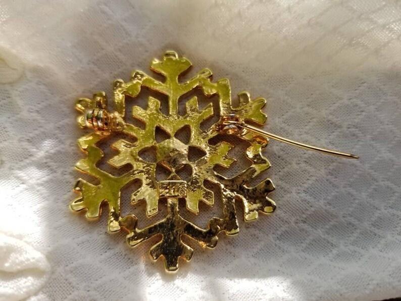 Gold Tone Metal Snowflake Brooch With Faux Silver Rhinestones - Etsy