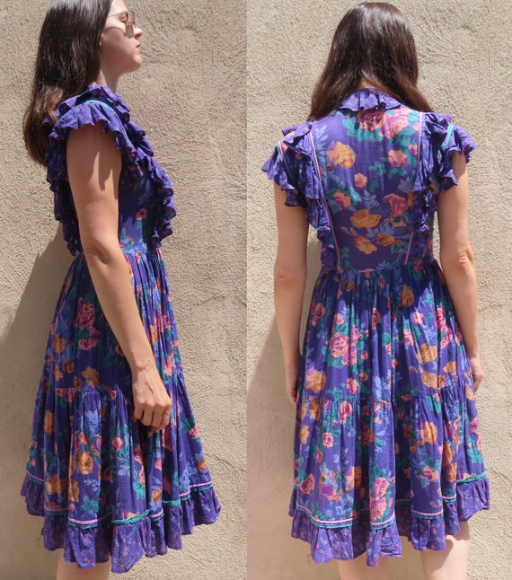 1970s Starina Dress Rose Floral Purple High Ruffle Co… - Gem