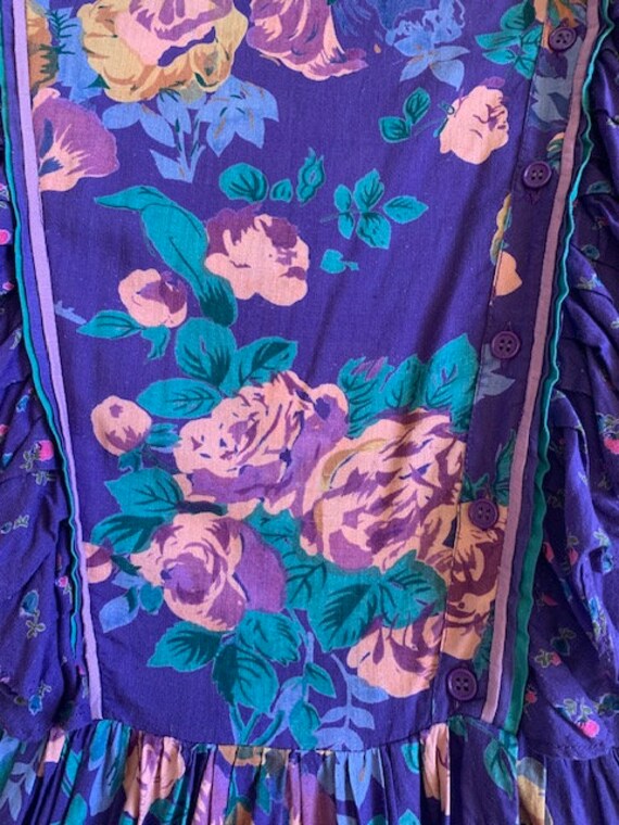 1970s Starina Dress Rose Floral Purple High Ruffle Co… - Gem