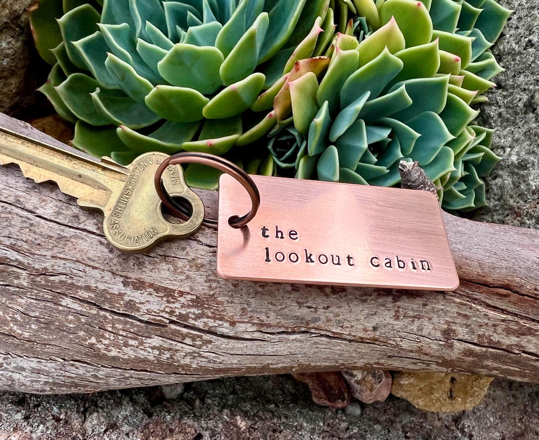 Hand Stamped Copper Key Ring: Personalized Airbnb, House Keys Keyring ...