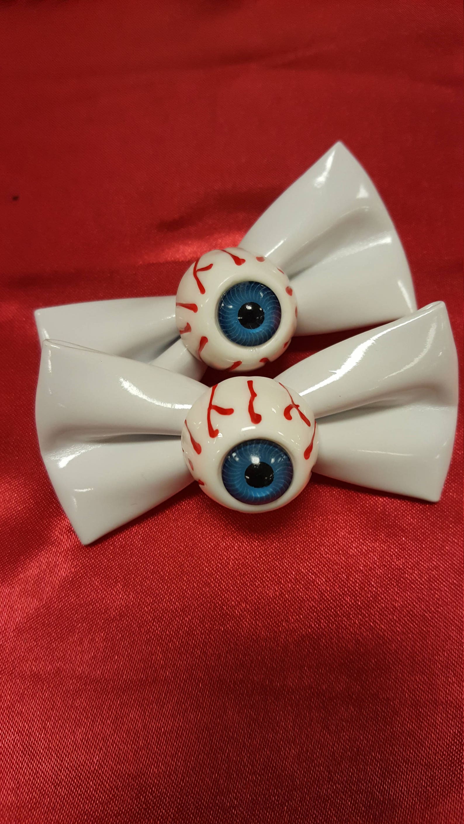 White Eyeball Bows - Etsy