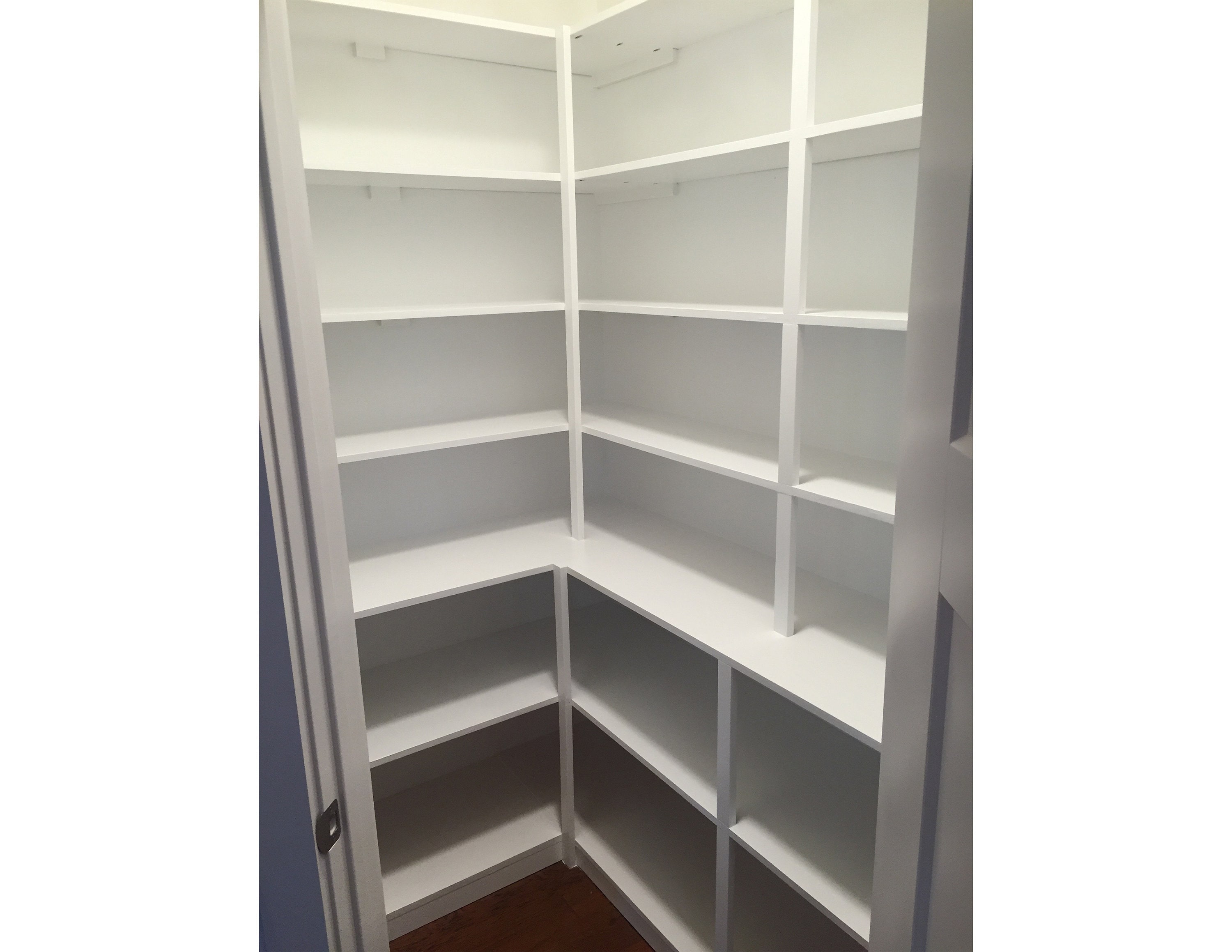 Building Instructions and Plan for a Walk-in Corner Pantry - Etsy Canada