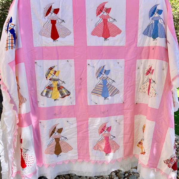 Parasol Lady Quilt - Etsy
