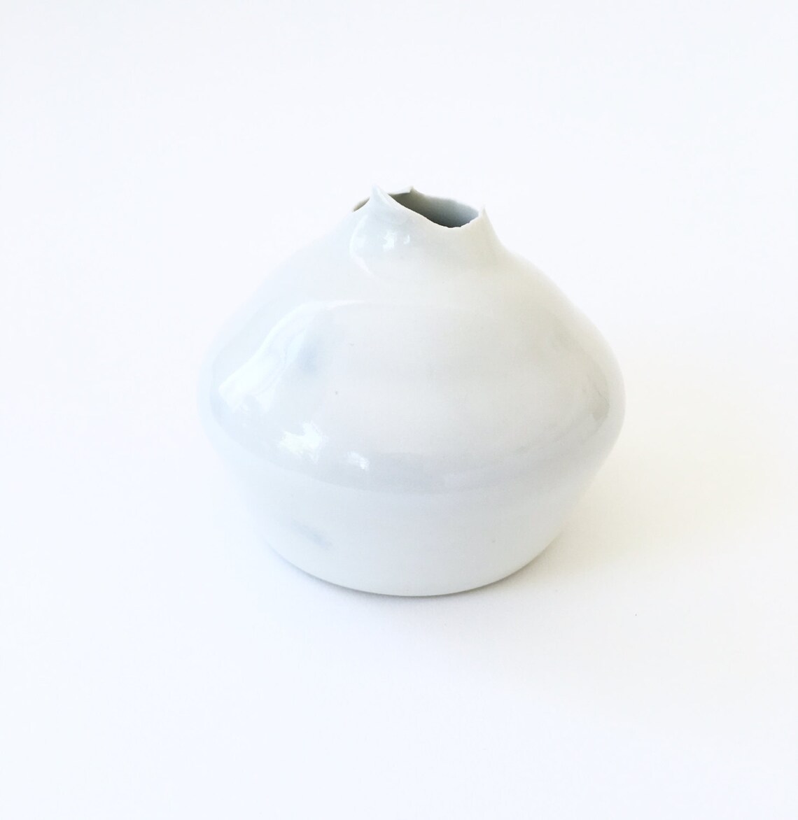 WHITE PORCELAIN IX Glazed Wheel Thrown Ceramic Small Vase Pottery Gifts ...