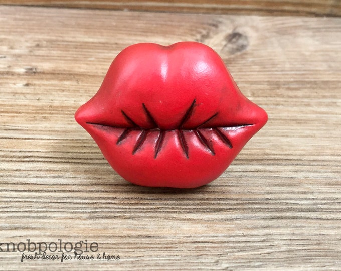LIPS Red Metal Kissing Lips Knob Rock and Roll Inspired - Etsy