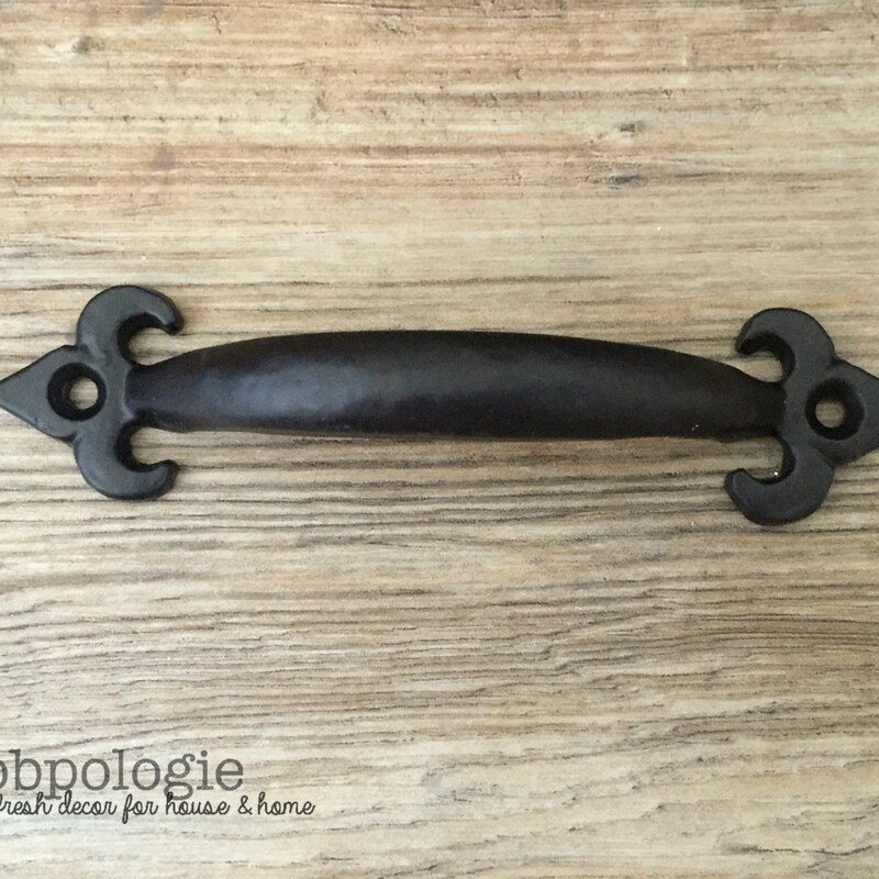 Metal Drawer Pulls - Etsy