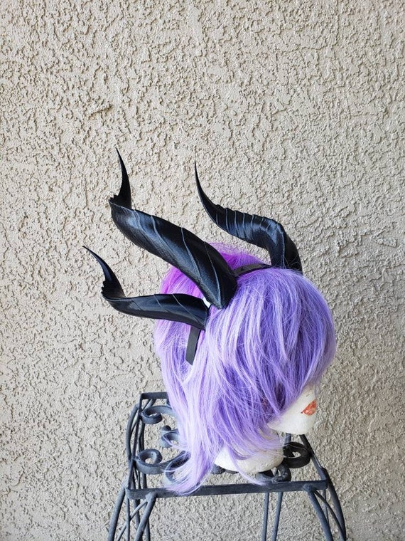 Fantasy Dragon Horns Forward